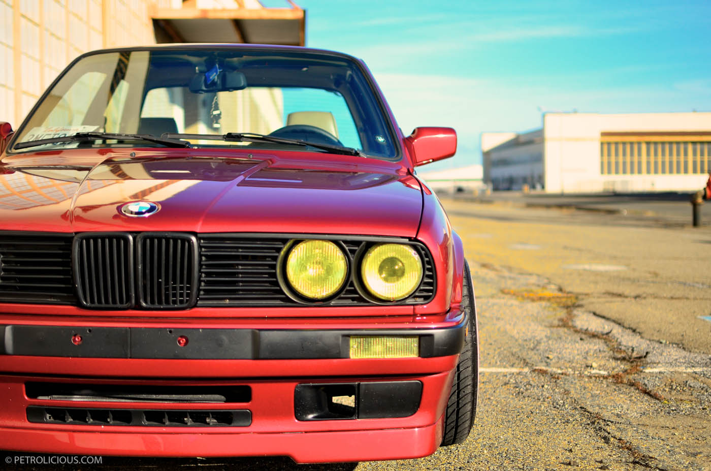An '80s Icon: The BMW E30 - PetroliciousPetrolicious
