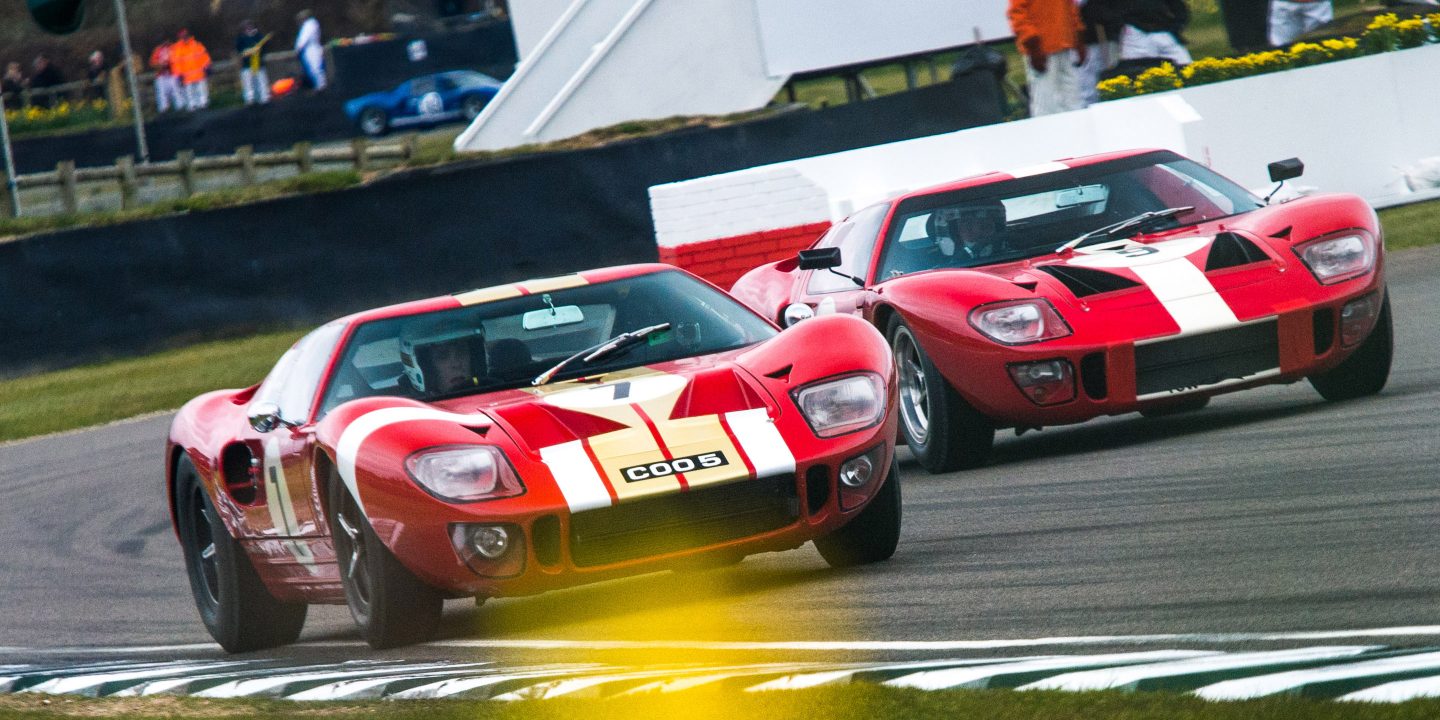 Here’s What It’s Like To Race A Ford GT40 On The Limit ...