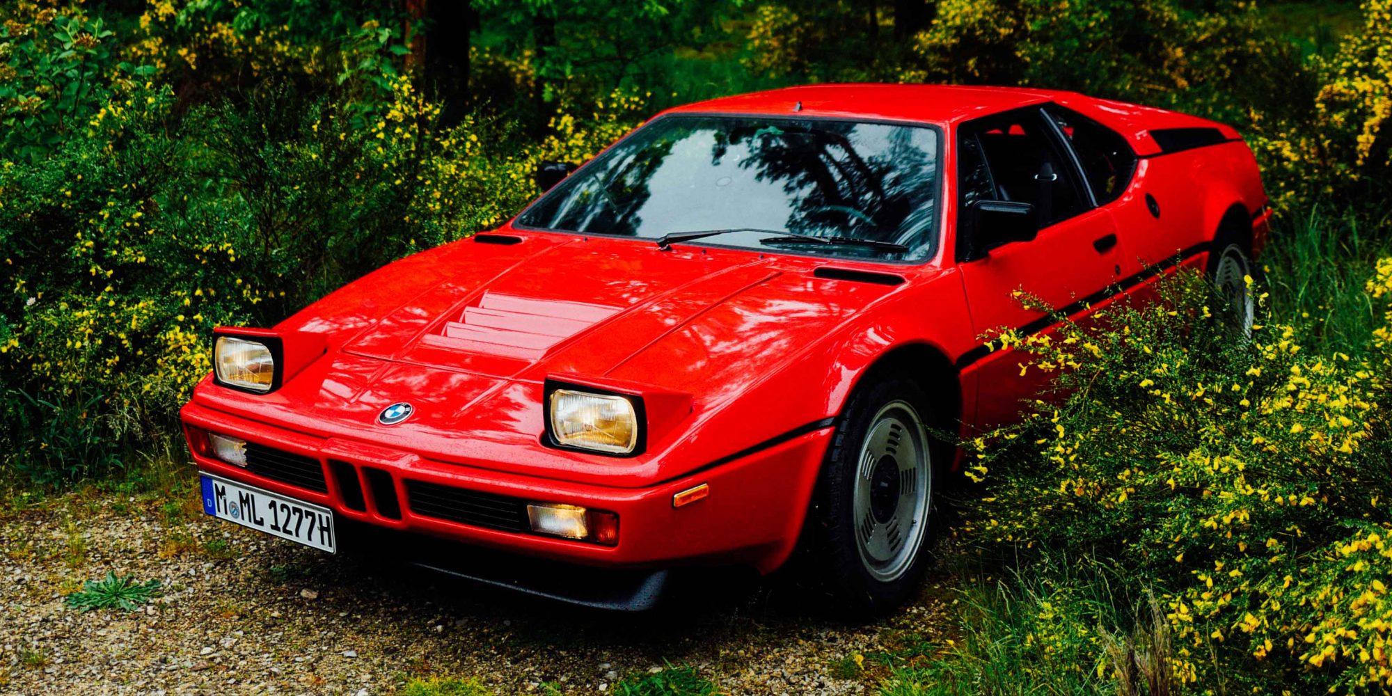 This Is What It's Like To Drive The BMW M1 - PetroliciousPetrolicious