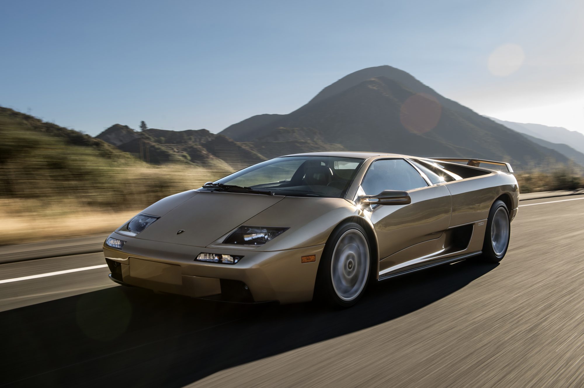The Lamborghini Diablo Represents The End Of An Era ...