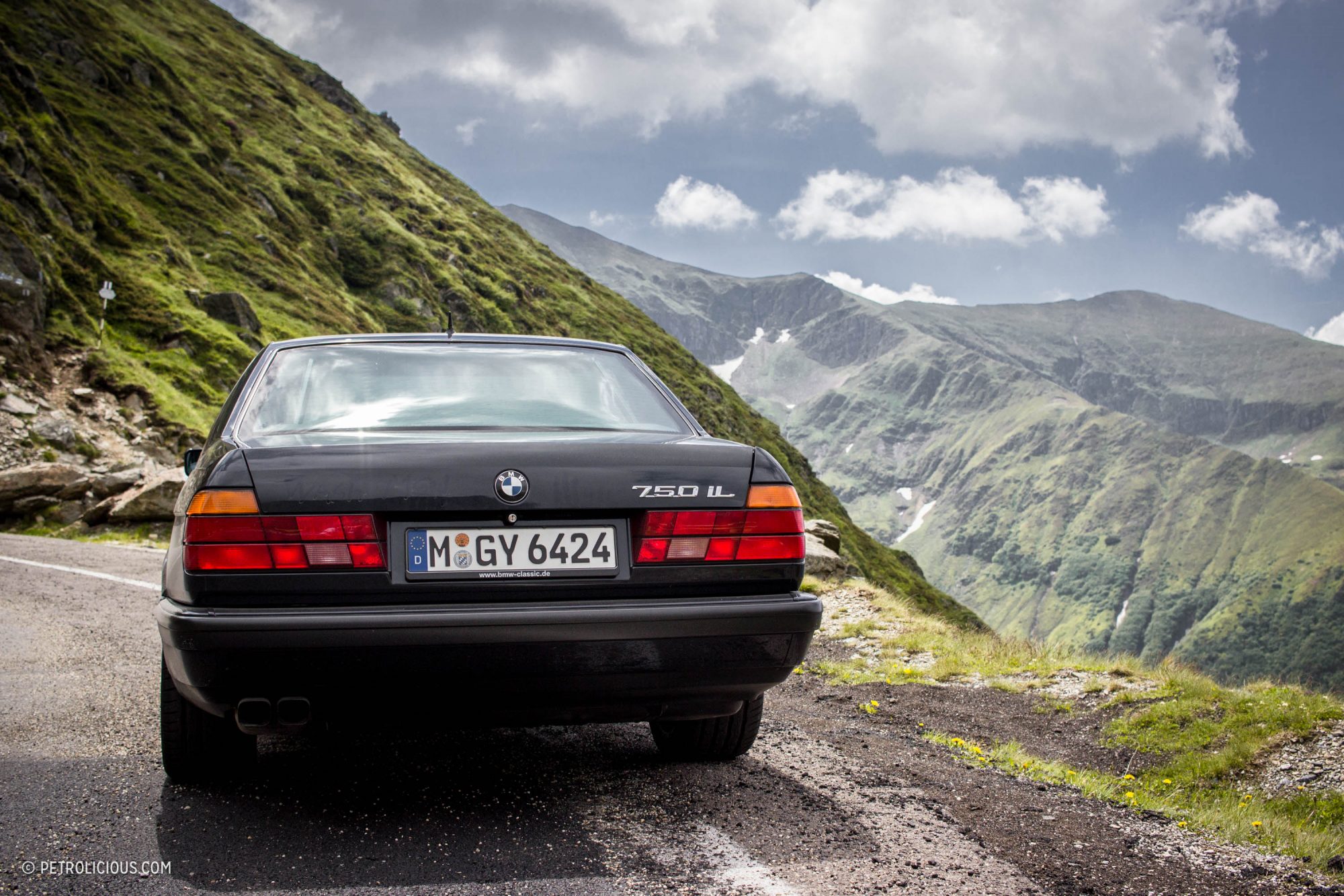 New Old School: BMW's E23 745iA And E32 750iL - PetroliciousPetrolicious