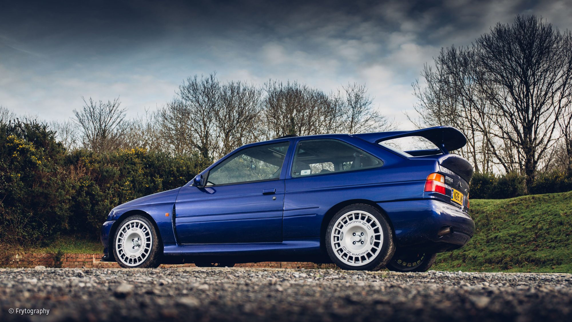 This Is What It's Like To Drive The Ford Escort RS Cosworth ...