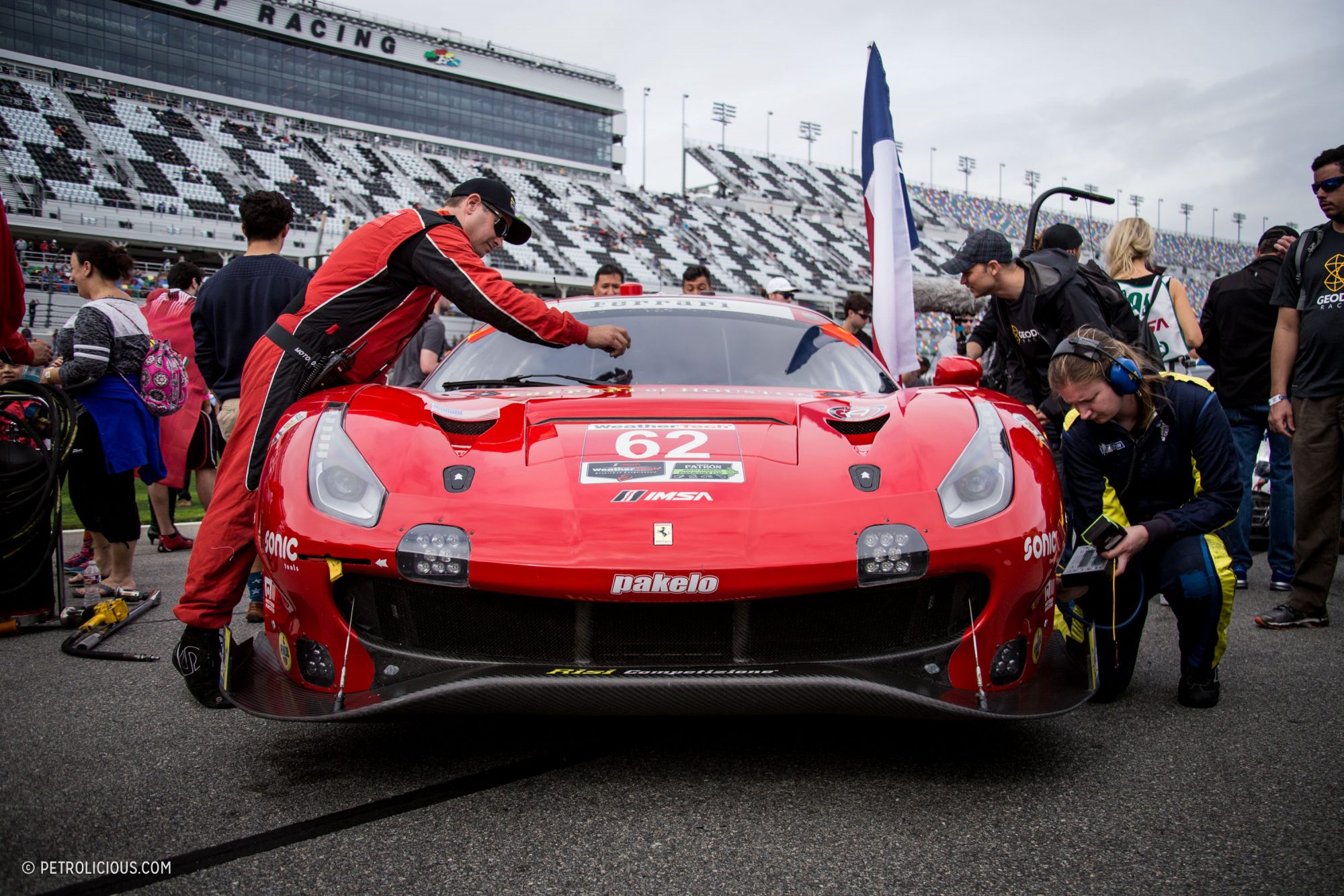 Ferrari Drivers And Team Managers Tell Us What It Takes To Tackle 24 ...