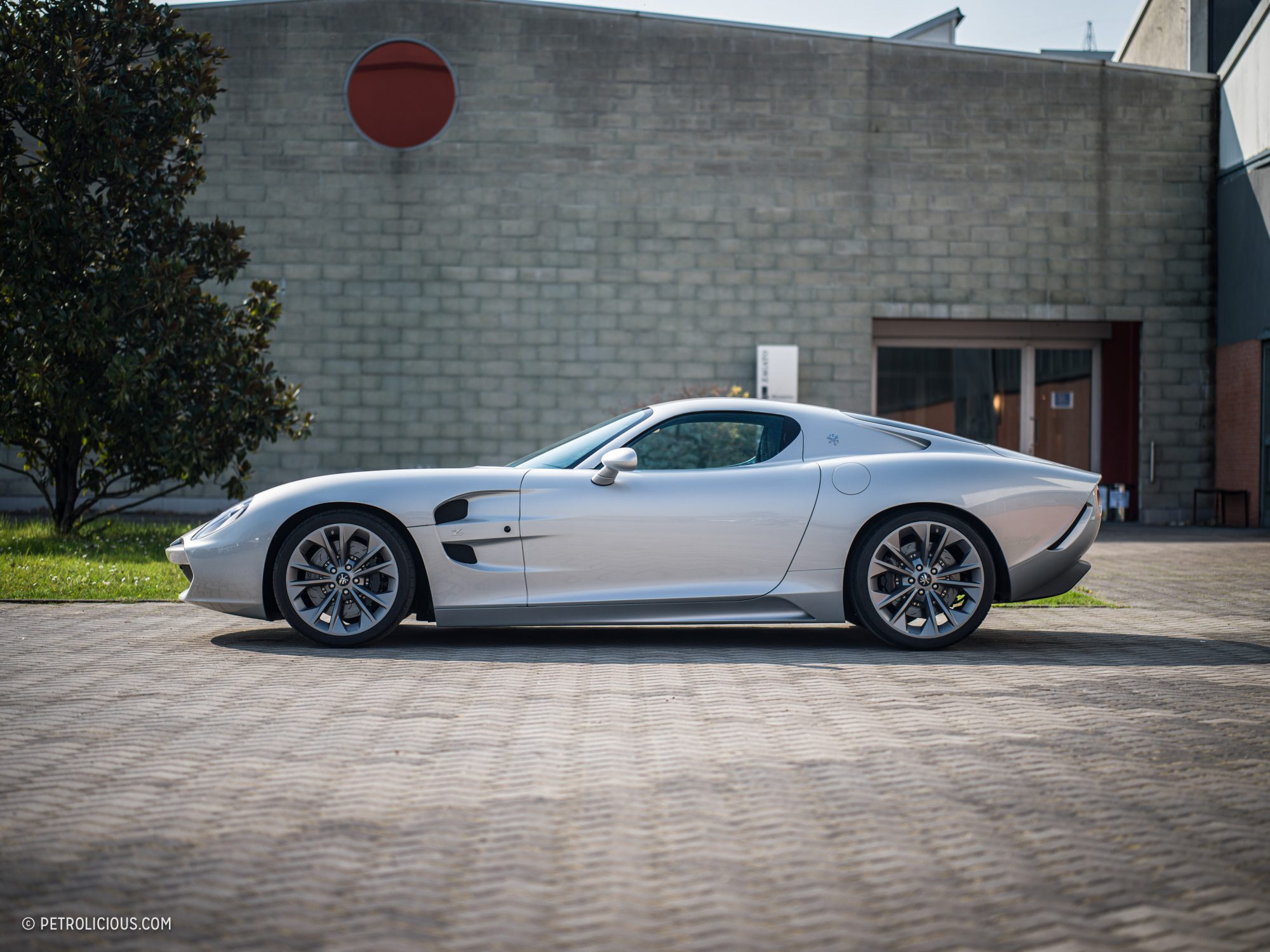 A Decades-Long Tale Of Italian-Americans: The ISO Rivolta GTZ Meets Its ...